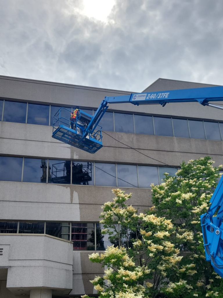 Barrhaven Window Cleaning | GlassMate Window Solutions